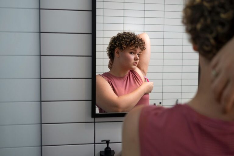 Urasle Dlake – Šta Je I Najbolja Rešenja Za Uklanjanje | OB Esthetics ...